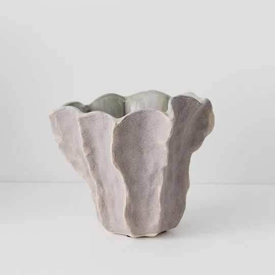 Evoke Pot | Oyster | Large– Relax & Entertain