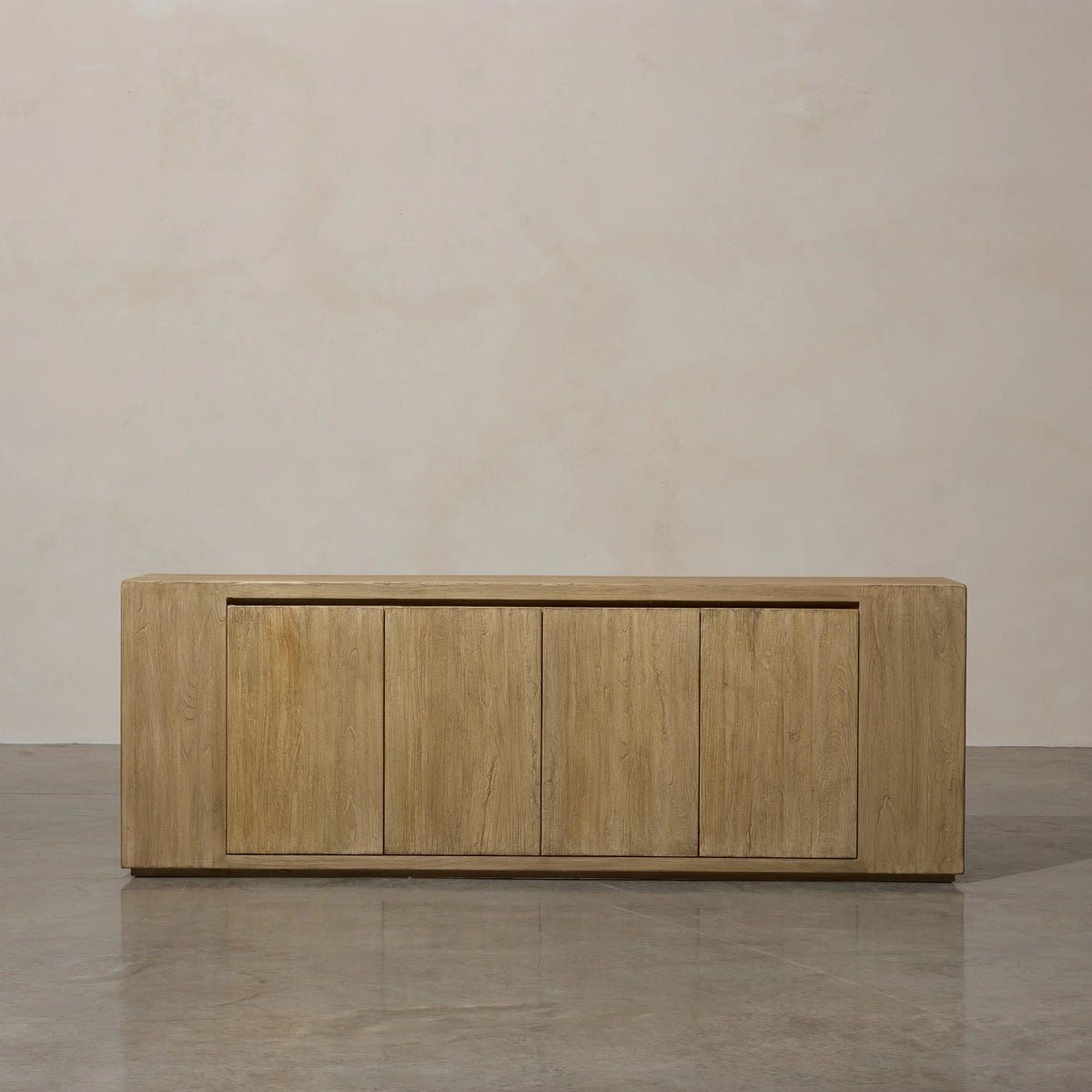 Scarlett Sideboard– Relax & Entertain