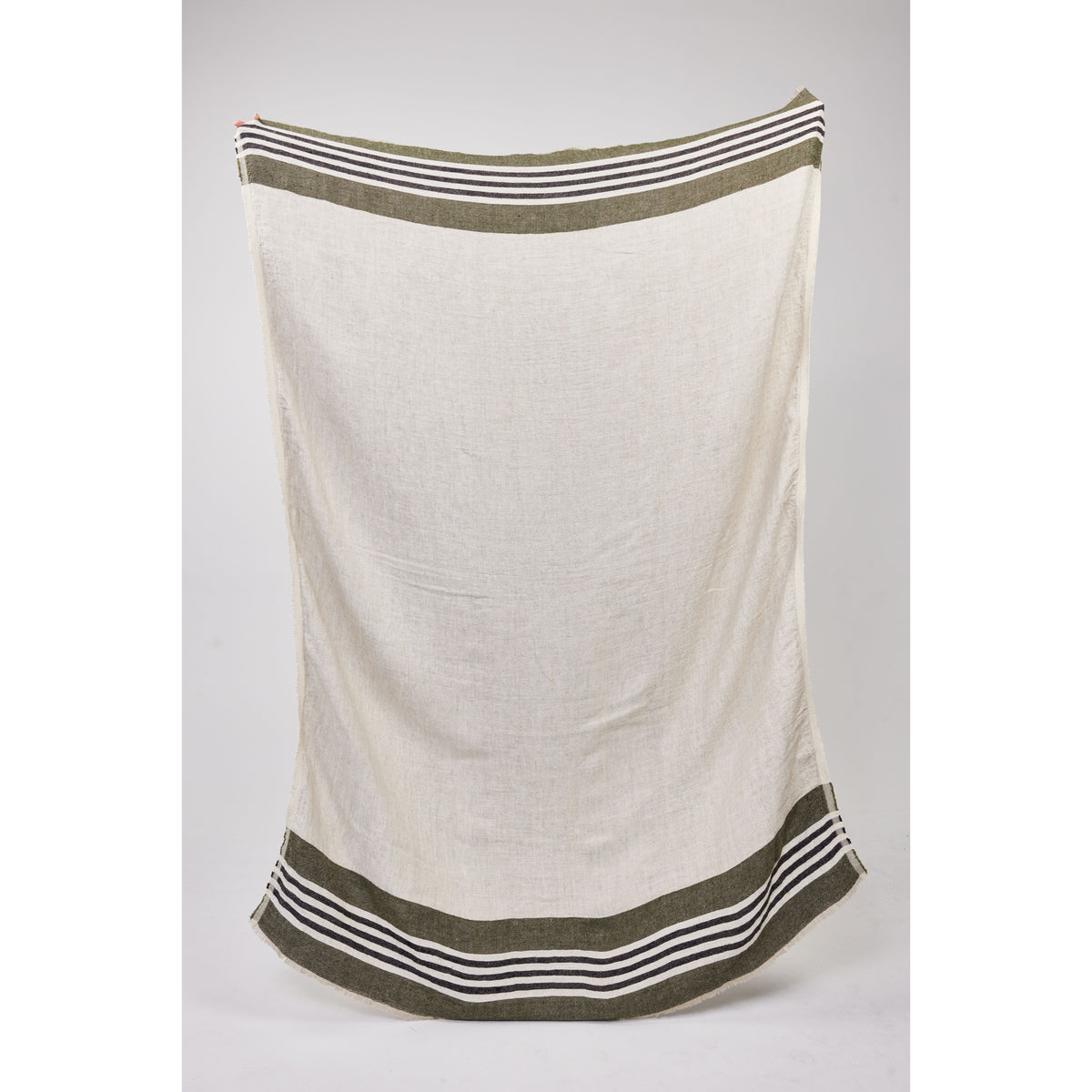 Casa Sol Throw | Olive Green– Relax & Entertain