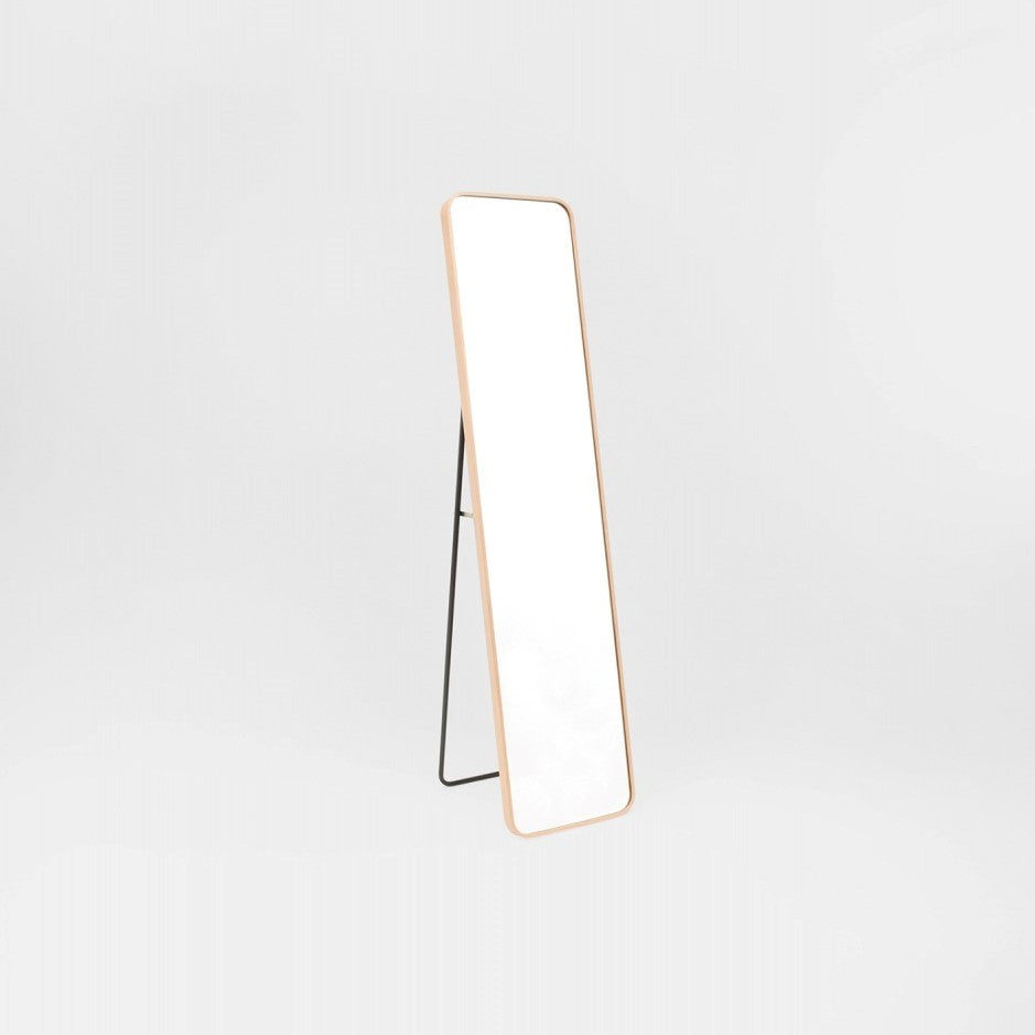 Free-Standing Curved Mirror | Oak Look | 35 x 152– Relax & Entertain